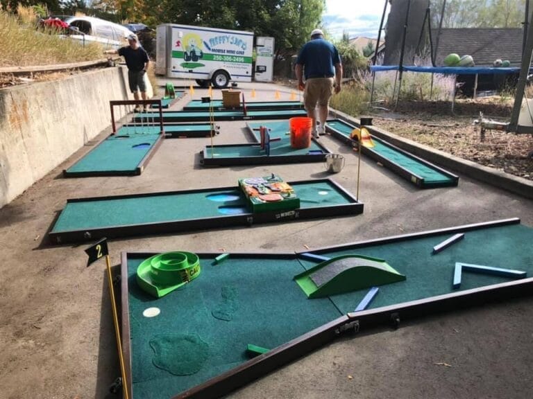 Mini-Golf - Okanagan Family Fun