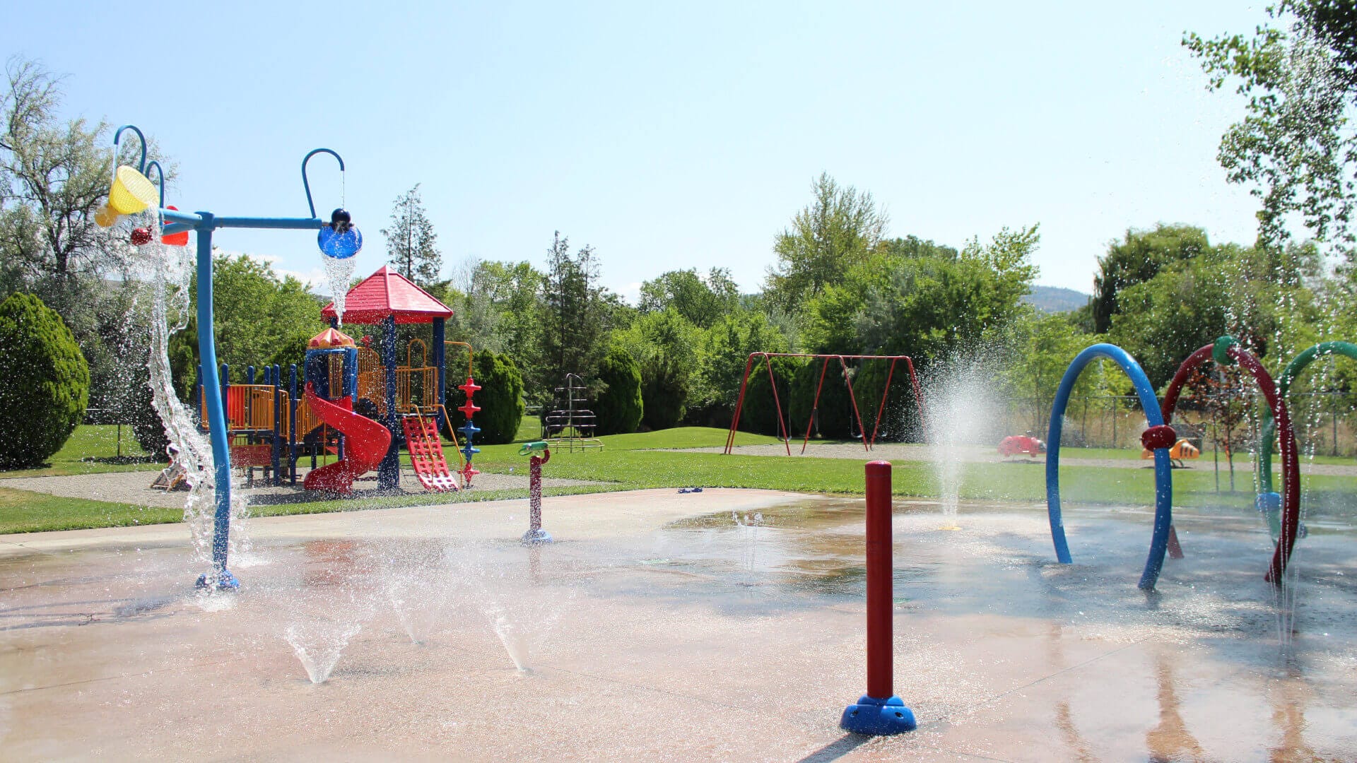 Water Parks, Spray Parks, and Splash Parks - Okanagan Family Fun